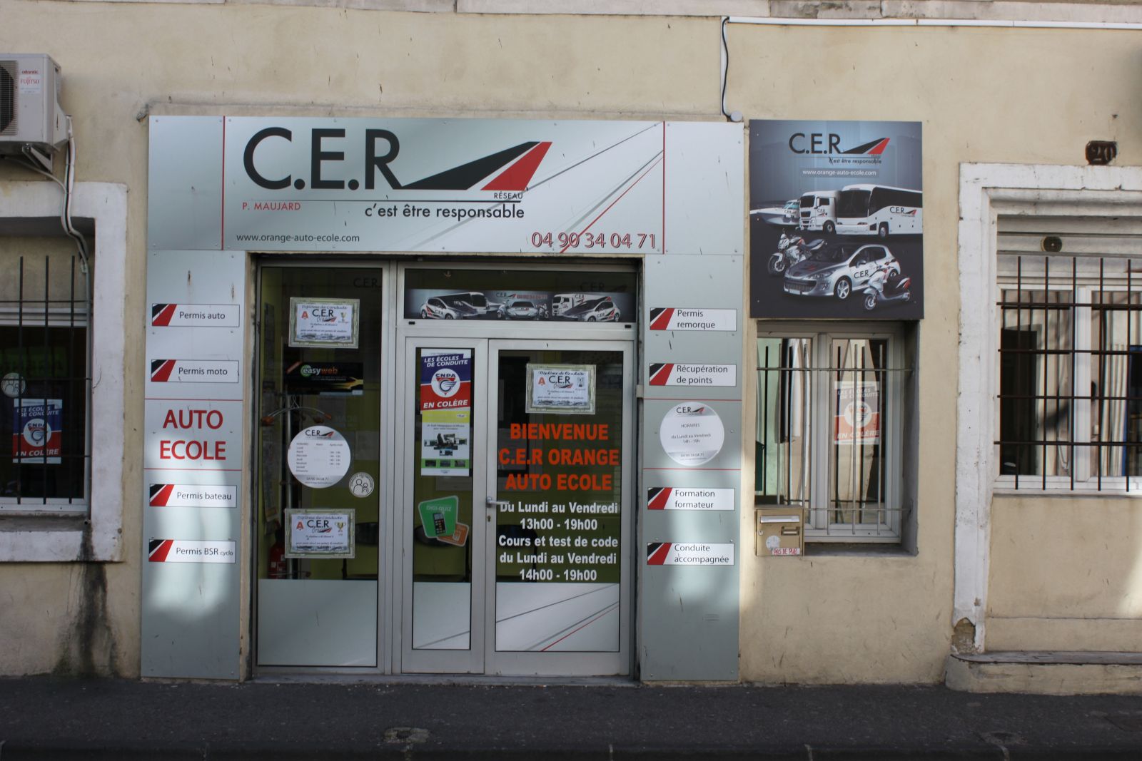 Galerie Photo - Orange Auto Ecole : Formation tout permis à Orange